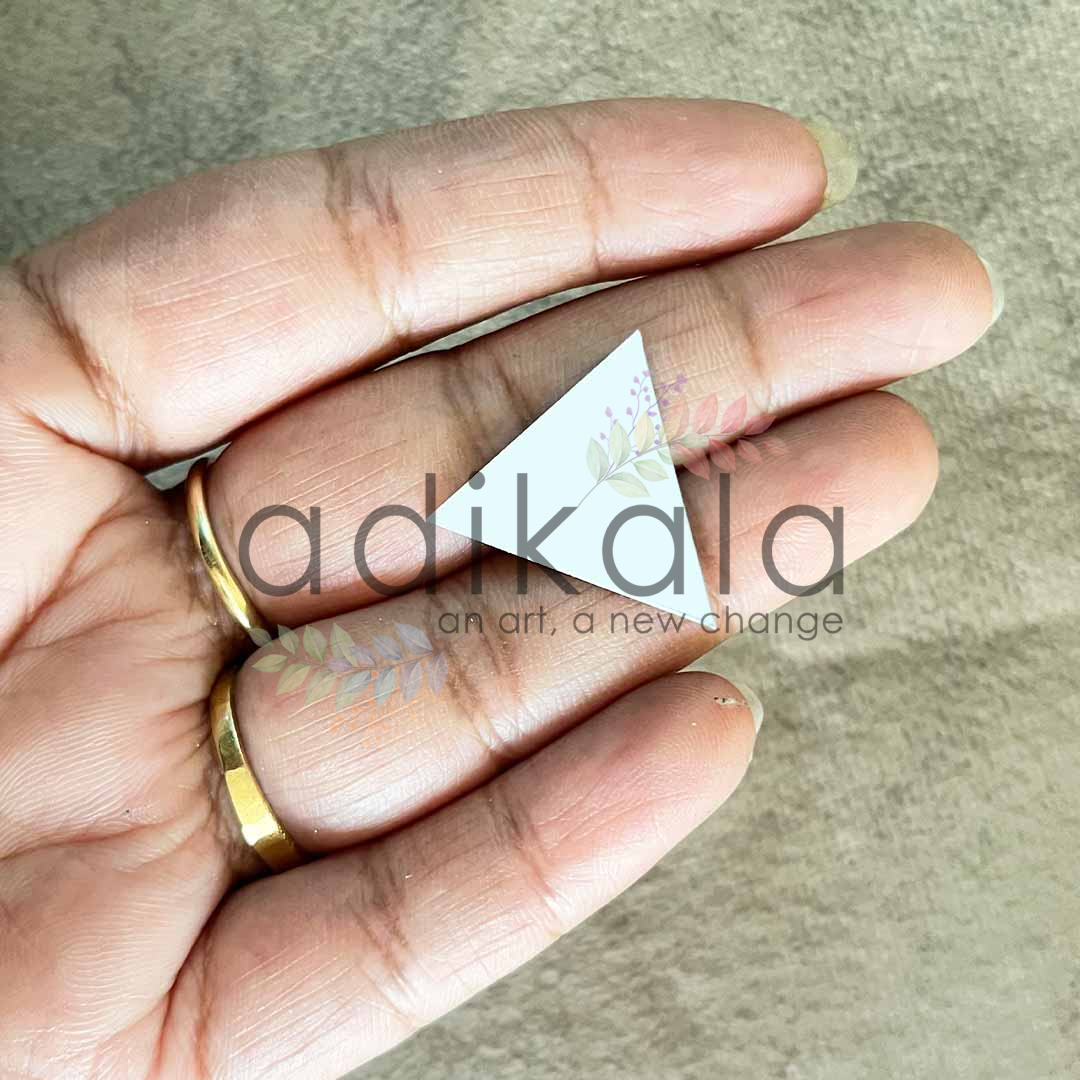 Tringle Shape Acrylic Silver Mirror Pack Of 100 Pc – Adikala - Craft Store