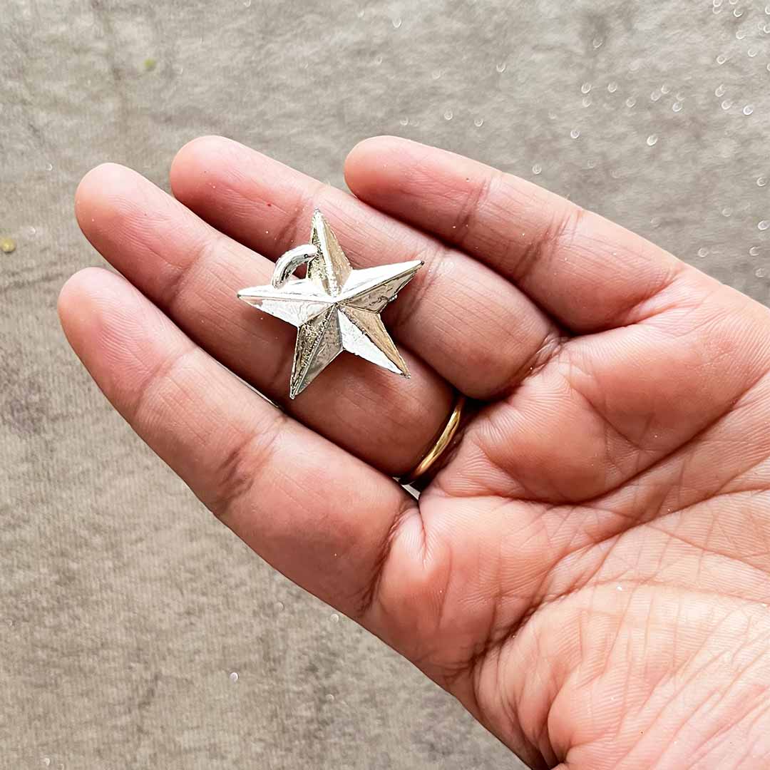 1 Inches Silver Color 3d Stars Pack Of 20 – Adikala - Craft Store